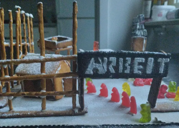 Flashback bygger pepparkakshus 2025